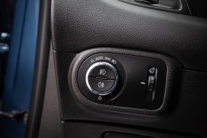 Zils Opel Zafira 2016 Rīga, ar dzinēja tilpumu 2.00 L un nobraukumu 344 tūkst. km par 7590 €, foto 19 vietnē AUTOMOTO.COM.LV
