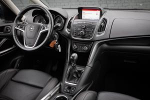 Zils Opel Zafira 2016 Rīga, ar dzinēja tilpumu 2.00 L un nobraukumu 344 tūkst. km par 7590 €, foto 22 vietnē AUTOMOTO.COM.LV