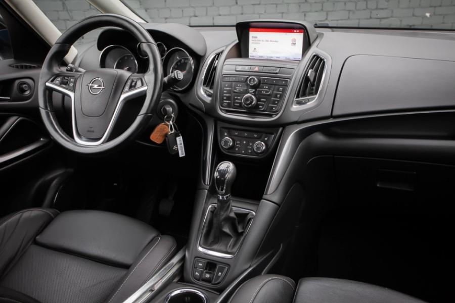 Zils Opel Zafira 2016 Rīga, ar dzinēja tilpumu 2.00 L un nobraukumu 344 tūkst. km par 7590 €, foto 22 vietnē AUTOMOTO.COM.LV