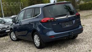 Zils Opel Zafira 2016 Jelgava, ar dzinēja tilpumu 1.60 L un nobraukumu 193 tūkst. km par 5990 €, foto 5 vietnē AUTOMOTO.COM.LV