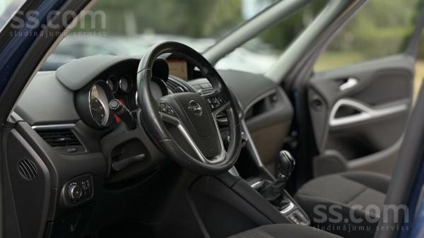 Zils Opel Zafira 2016 Jelgava, ar dzinēja tilpumu 1.60 L un nobraukumu 193 tūkst. km par 5990 €, foto 7 vietnē AUTOMOTO.COM.LV
