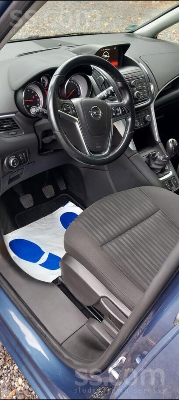 Zils Opel Zafira 2016 Cēsis, ar dzinēja tilpumu 1.40 L un nobraukumu 187 tūkst. km par 6500 €, foto 6 vietnē AUTOMOTO.COM.LV
