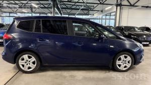 Blue Opel Zafira 2017 in Riga, with an engine capacity of 2.00 L and mileage of 219 thousand km for 5500 €, photo 6 on AUTOMOTO.COM.LV