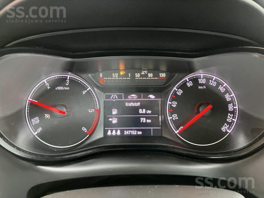 Blue Opel Zafira 2017 in Talsi, with an engine capacity of 2.00 L and mileage of 247 thousand km for 8500 €, photo 10 on AUTOMOTO.COM.LV