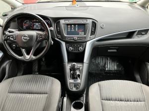 Blue Opel Zafira 2017 in Talsi, with an engine capacity of 2.00 L and mileage of 247 thousand km for 8500 €, photo 19 on AUTOMOTO.COM.LV