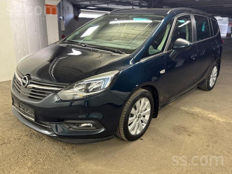 Zils Opel Zafira 2018 Rīga, ar dzinēja tilpumu 2.00 L un nobraukumu 155 tūkst. km par 11500 €, foto 1 vietnē AUTOMOTO.COM.LV