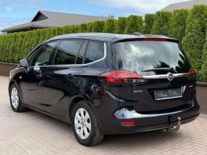 Blue Opel Zafira 2018 in Utena, with an engine capacity of 1.36 L and mileage of 111 thousand km for 8200 €, photo 5 on AUTOMOTO.COM.LV