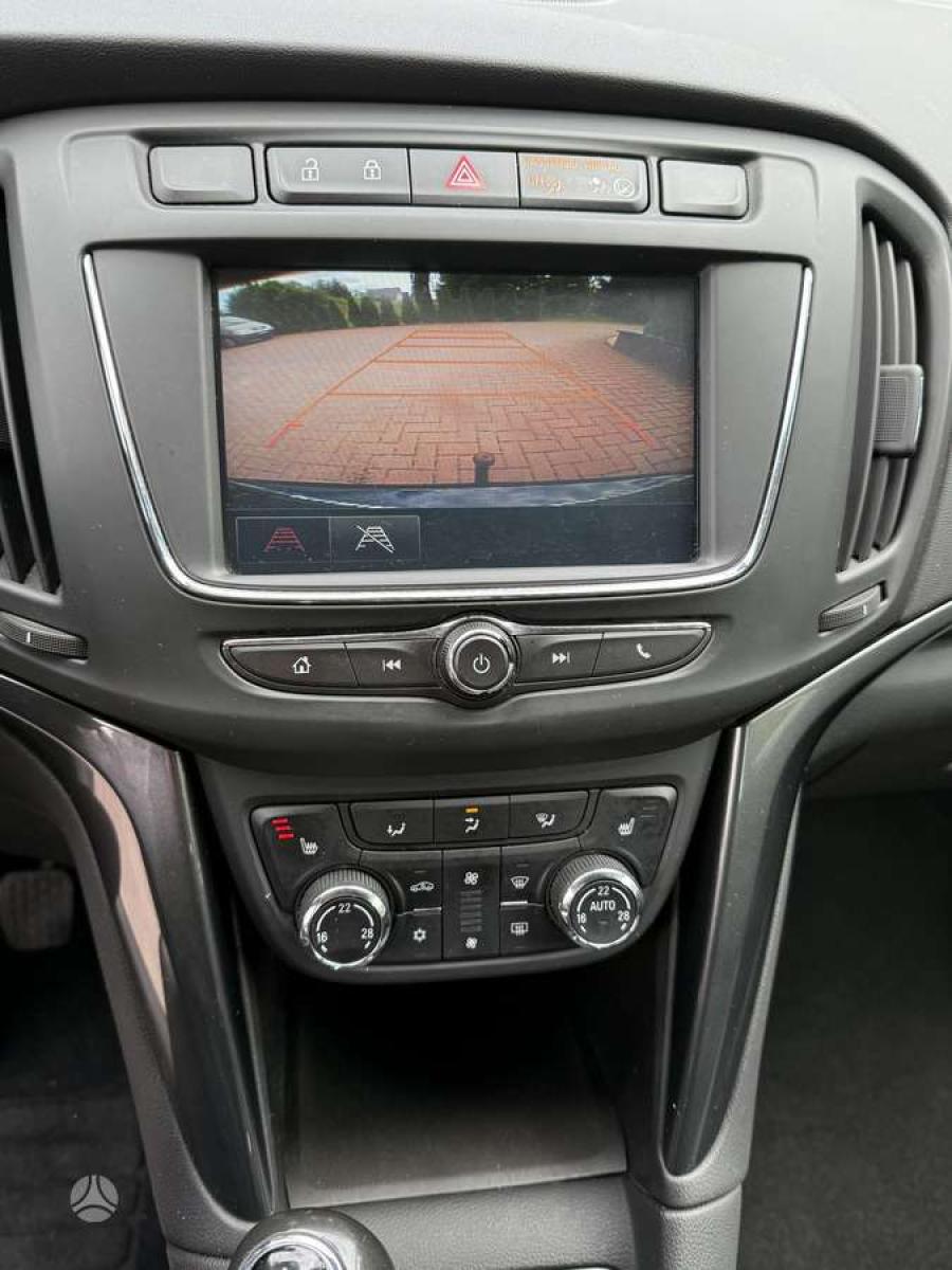 Blue Opel Zafira 2018 in Utena, with an engine capacity of 1.36 L and mileage of 111 thousand km for 8200 €, photo 13 on AUTOMOTO.COM.LV