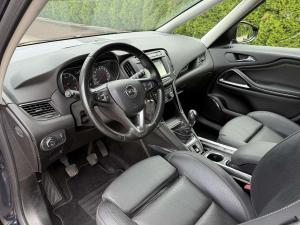 Blue Opel Zafira 2018 in Utena, with an engine capacity of 1.36 L and mileage of 111 thousand km for 8200 €, photo 16 on AUTOMOTO.COM.LV