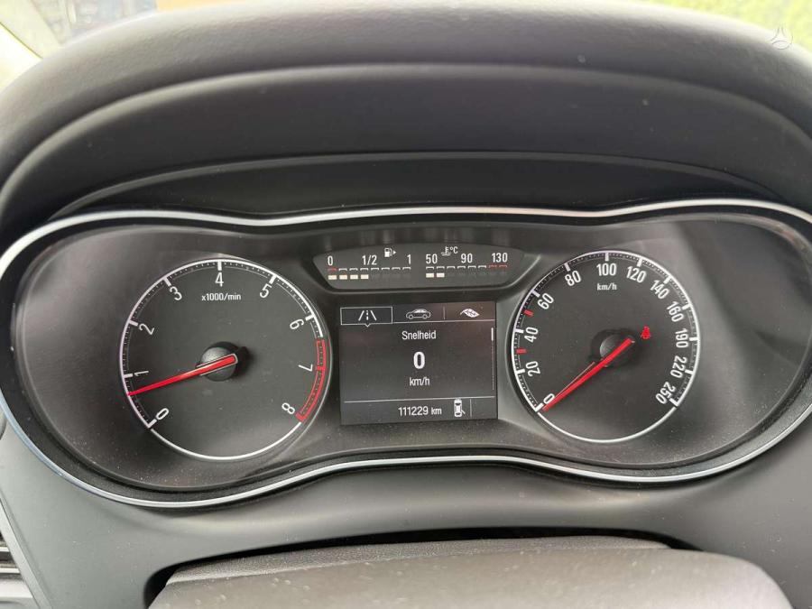 Blue Opel Zafira 2018 in Utena, with an engine capacity of 1.36 L and mileage of 111 thousand km for 8200 €, photo 22 on AUTOMOTO.COM.LV