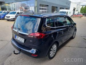 Zils Opel Zafira 2019 Rīga, ar dzinēja tilpumu 2.00 L un nobraukumu 159 tūkst. km par 11700 €, foto 3 vietnē AUTOMOTO.COM.LV