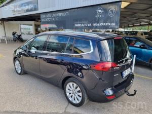 Zils Opel Zafira 2019 Rīga, ar dzinēja tilpumu 2.00 L un nobraukumu 159 tūkst. km par 11700 €, foto 5 vietnē AUTOMOTO.COM.LV