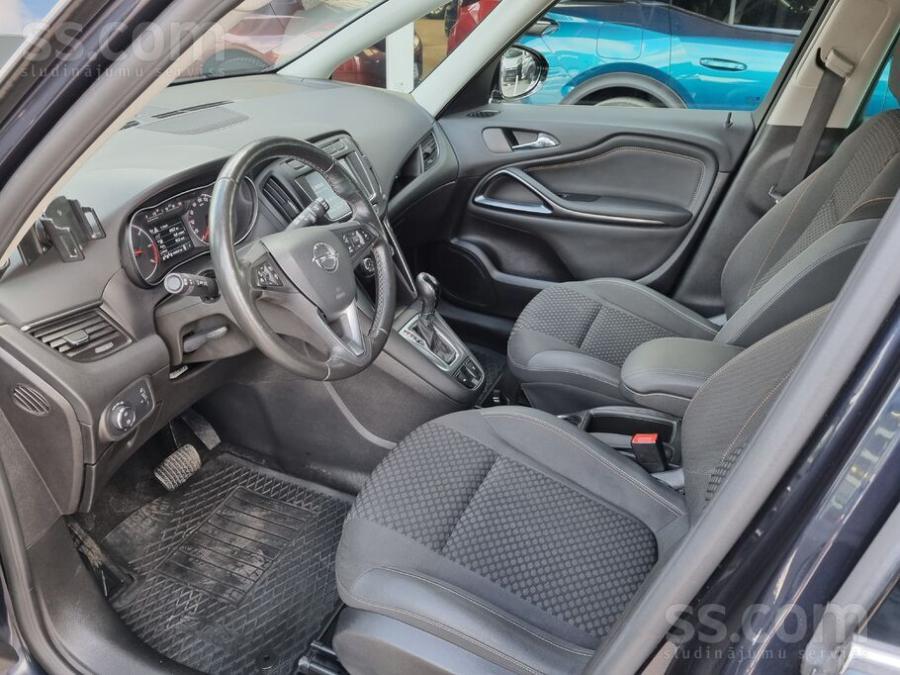 Zils Opel Zafira 2019 Rīga, ar dzinēja tilpumu 2.00 L un nobraukumu 159 tūkst. km par 11700 €, foto 9 vietnē AUTOMOTO.COM.LV