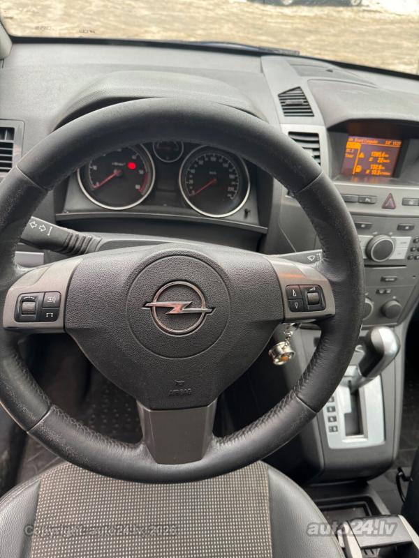 Blue Opel Zafira 2006 in Tallinn, with an engine capacity of 1.90 L and mileage of 333 thousand km for 1700 €, photo 11 on AUTOMOTO.COM.LV