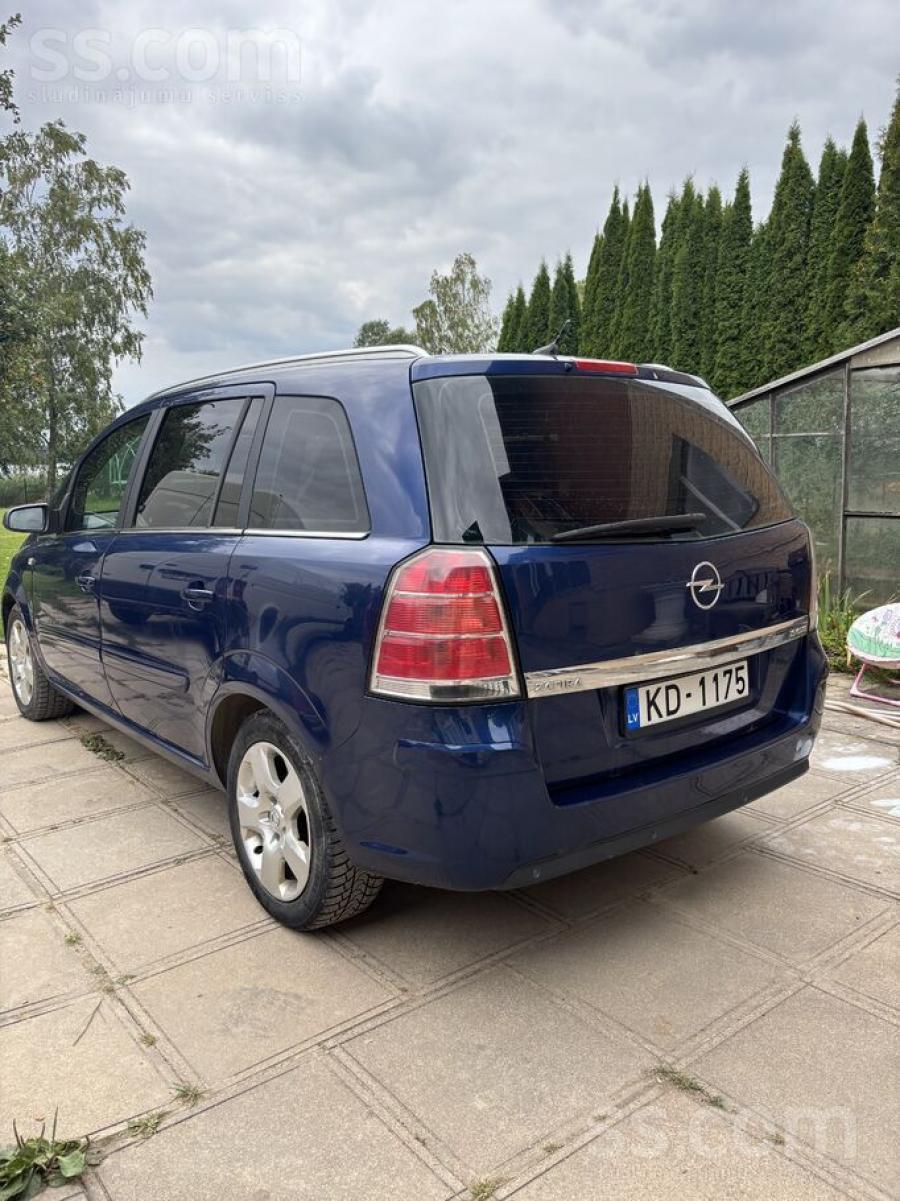 Zils Opel Zafira 2007 Ogre, ar dzinēja tilpumu 1.90 L un nobraukumu 279 tūkst. km par 1700 €, foto 6 vietnē AUTOMOTO.COM.LV