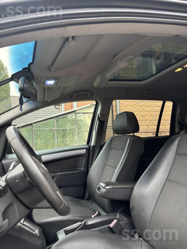 Zils Opel Zafira 2007 Ogre, ar dzinēja tilpumu 1.90 L un nobraukumu 279 tūkst. km par 1700 €, foto 11 vietnē AUTOMOTO.COM.LV