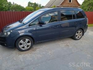 Zils Opel Zafira 2007 Daugavpils, ar dzinēja tilpumu 1.90 L un nobraukumu 302 tūkst. km par 1350 €, foto  vietnē AUTOMOTO.COM.LV
