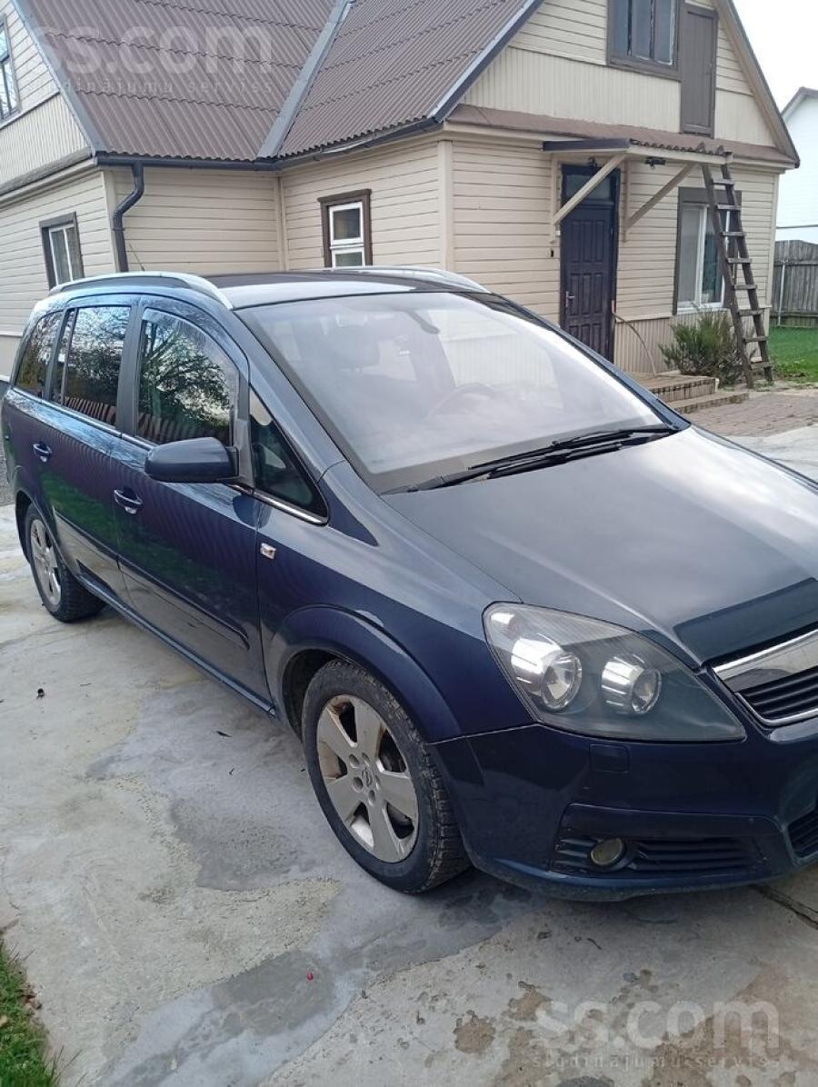 Zils Opel Zafira 2007 Daugavpils, ar dzinēja tilpumu 1.90 L un nobraukumu 302 tūkst. km par 1350 €, foto 4 vietnē AUTOMOTO.COM.LV