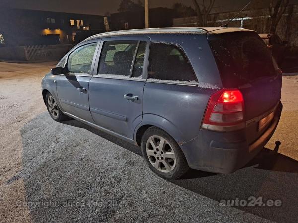 Blue Opel Zafira 2008 in Tallinn, with an engine capacity of 1.70 L and mileage of 0 thousand km for 450 €, photo 2 on AUTOMOTO.COM.LV
