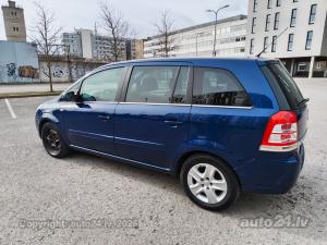 Zils Opel Zafira 2011 Tallina, ar dzinēja tilpumu 1.70 L un nobraukumu 133 tūkst. km par 4485 €, foto 5 vietnē AUTOMOTO.COM.LV