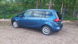 Blue Opel Zafira 2013 in Kaunas, with an engine capacity of 2.00 L and mileage of 239 thousand km for 4700 €, photo 4 on AUTOMOTO.COM.LV