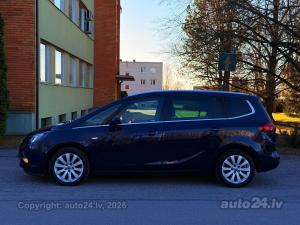 Blue Opel Zafira 2015 in Tallinn, with an engine capacity of 1.60 L and mileage of 291 thousand km for 4900 €, photo 6 on AUTOMOTO.COM.LV