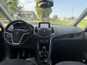 Brown Opel Zafira 2013 in Taurage, with an engine capacity of 1.60 L and mileage of 275 thousand km for 4800 €, photo 10 on AUTOMOTO.COM.LV