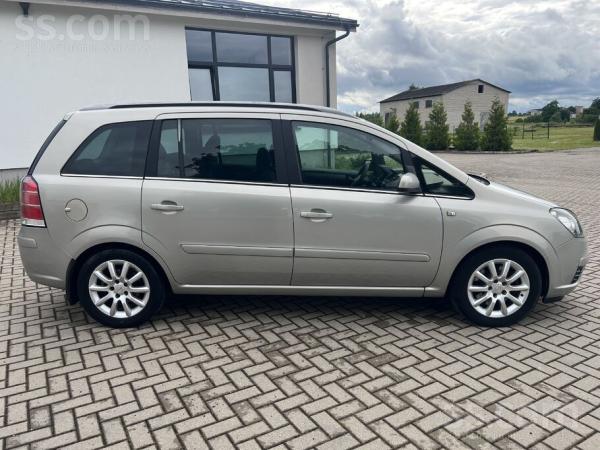 Brūns Opel Zafira 2005 Rēzekne, ar dzinēja tilpumu 1.90 L un nobraukumu 197 tūkst. km par 3350 €, foto 5 vietnē AUTOMOTO.COM.LV