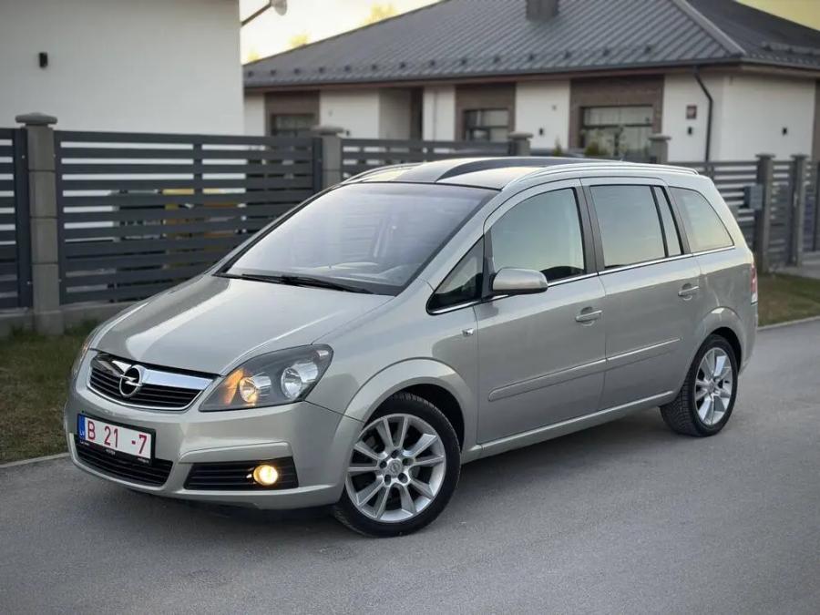 Brūns Opel Zafira 2007 Jelgava, ar dzinēja tilpumu 1.90 L un nobraukumu 258 tūkst. km par 3150 €, foto 1 vietnē AUTOMOTO.COM.LV