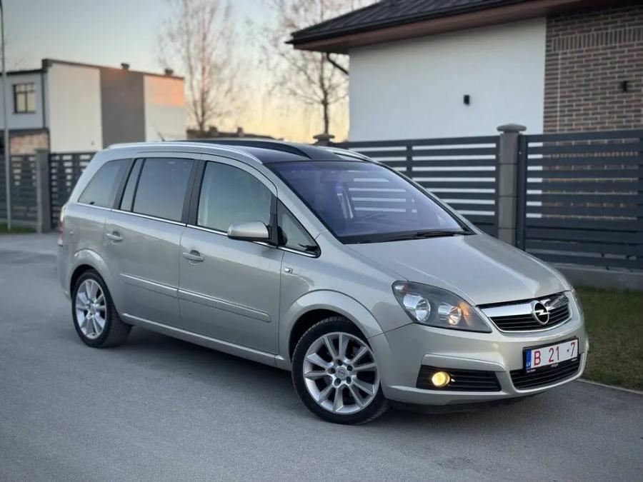 Brūns Opel Zafira 2007 Jelgava, ar dzinēja tilpumu 1.90 L un nobraukumu 258 tūkst. km par 3150 €, foto 7 vietnē AUTOMOTO.COM.LV