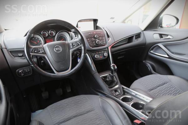 Brūns Opel Zafira 2012 Rīga, ar dzinēja tilpumu 2.00 L un nobraukumu 0 tūkst. km par 4995 €, foto 8 vietnē AUTOMOTO.COM.LV
