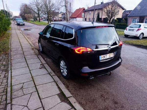 Brūns Opel Zafira 2012 Klaipėda, ar dzinēja tilpumu 1.96 L un nobraukumu 279 tūkst. km par 4150 €, foto 2 vietnē AUTOMOTO.COM.LV