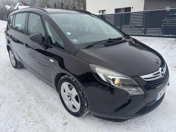Brown Opel Zafira 2012 in Kaunas, with an engine capacity of 1.40 L and mileage of 156 thousand km for 4900 €, photo 2 on AUTOMOTO.COM.LV