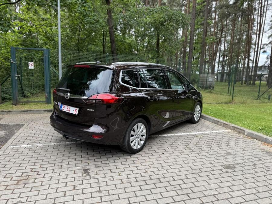 Brūns Opel Zafira 2012 Rīga, ar dzinēja tilpumu 2.00 L un nobraukumu 243 tūkst. km par 4900 €, foto 5 vietnē AUTOMOTO.COM.LV