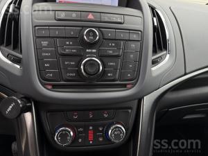 Brūns Opel Zafira 2012 Rīga, ar dzinēja tilpumu 2.00 L un nobraukumu 243 tūkst. km par 4900 €, foto 17 vietnē AUTOMOTO.COM.LV