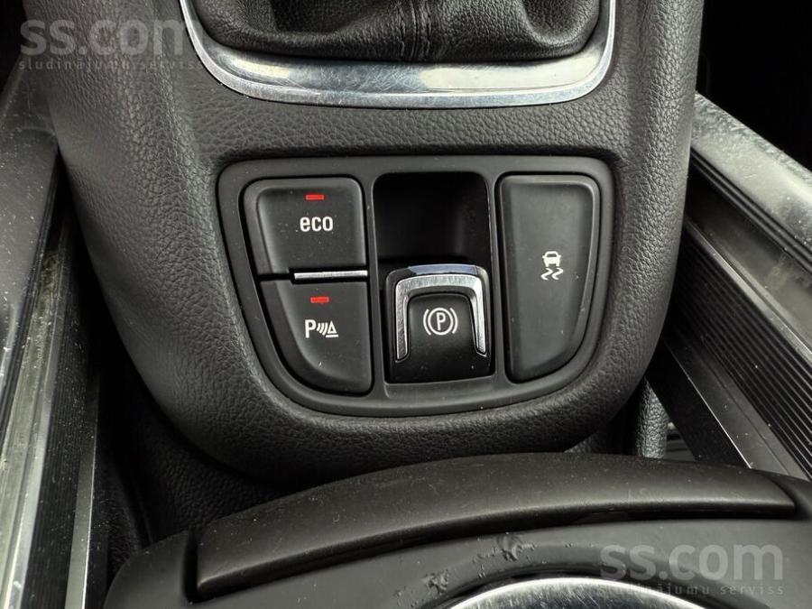 Brūns Opel Zafira 2012 Rīga, ar dzinēja tilpumu 2.00 L un nobraukumu 243 tūkst. km par 4900 €, foto 18 vietnē AUTOMOTO.COM.LV