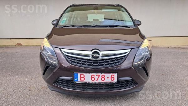 Brūns Opel Zafira 2012 Ogre, ar dzinēja tilpumu 2.00 L un nobraukumu 265 tūkst. km par 5390 €, foto 3 vietnē AUTOMOTO.COM.LV
