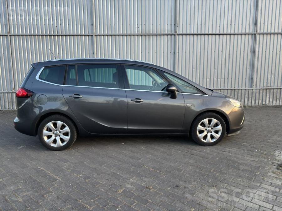 Brūns Opel Zafira 2012 Ogre, ar dzinēja tilpumu 1.40 L un nobraukumu 208 tūkst. km par 6000 €, foto 1 vietnē AUTOMOTO.COM.LV