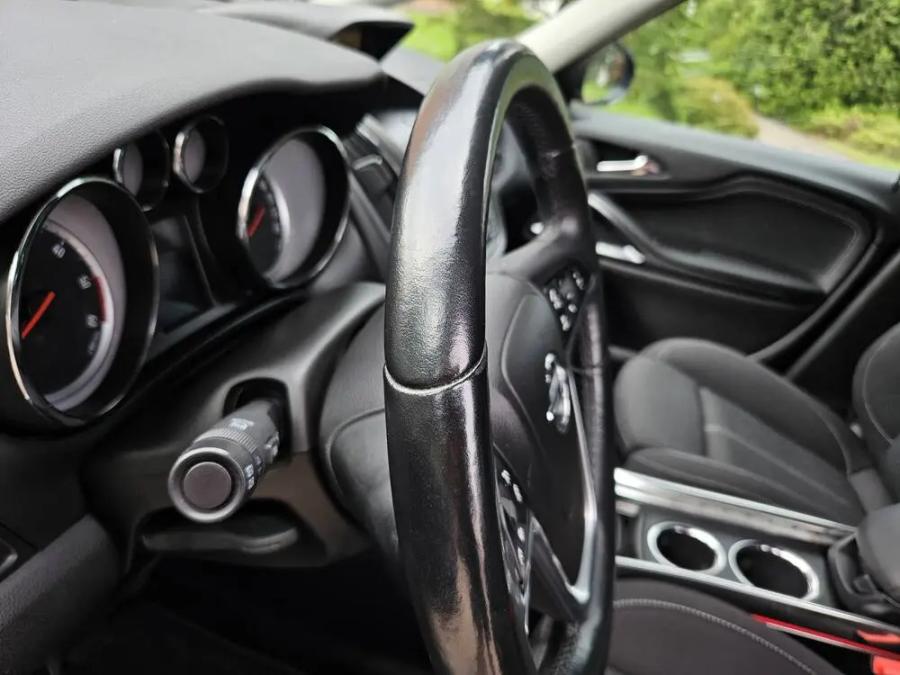 Brūns Opel Zafira 2012 Jēkabpils, ar dzinēja tilpumu 2.00 L un nobraukumu 236 tūkst. km par 6590 €, foto 15 vietnē AUTOMOTO.COM.LV