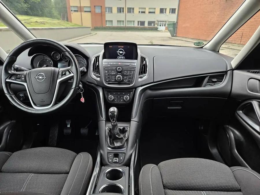 Brūns Opel Zafira 2012 Jēkabpils, ar dzinēja tilpumu 2.00 L un nobraukumu 236 tūkst. km par 6590 €, foto 23 vietnē AUTOMOTO.COM.LV
