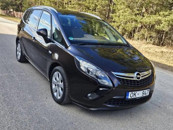 Brūns Opel Zafira 2012 Jēkabpils, ar dzinēja tilpumu 2.00 L un nobraukumu 302 tūkst. km par 6200 €, foto 2 vietnē AUTOMOTO.COM.LV