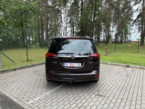 Brown Opel Zafira 2012 in Riga, with an engine capacity of 2.00 L and mileage of 243 thousand km for 2900 €, photo 6 on AUTOMOTO.COM.LV