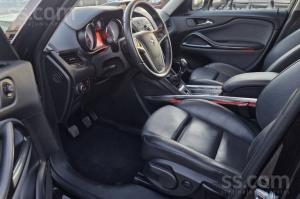 Brūns Opel Zafira 2012 Daugavpils, ar dzinēja tilpumu 2.00 L un nobraukumu 297 tūkst. km par 5700 €, foto 4 vietnē AUTOMOTO.COM.LV