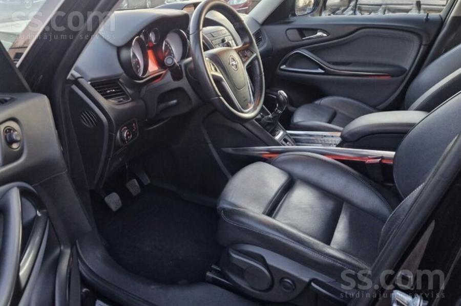 Brūns Opel Zafira 2012 Daugavpils, ar dzinēja tilpumu 2.00 L un nobraukumu 297 tūkst. km par 5700 €, foto 4 vietnē AUTOMOTO.COM.LV