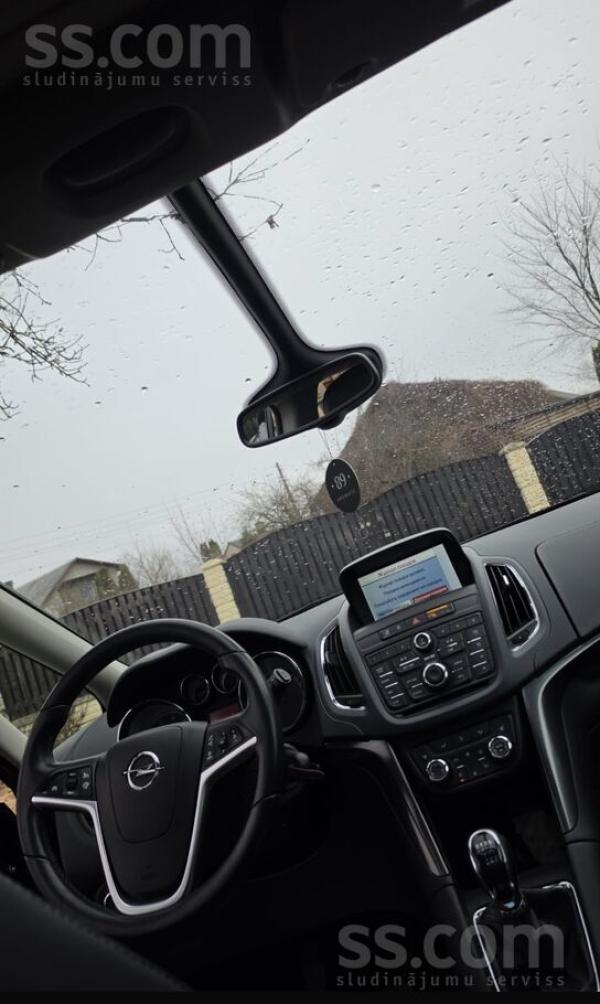 Brūns Opel Zafira 2012 Daugavpils, ar dzinēja tilpumu 2.00 L un nobraukumu 297 tūkst. km par 5700 €, foto 10 vietnē AUTOMOTO.COM.LV