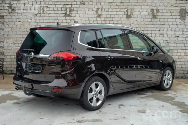 Brūns Opel Zafira 2012 Liepāja, ar dzinēja tilpumu 2.00 L un nobraukumu 271 tūkst. km par 6500 €, foto 6 vietnē AUTOMOTO.COM.LV