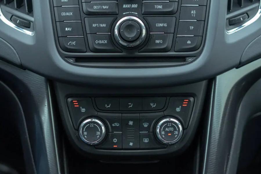 Brūns Opel Zafira 2012 Liepāja, ar dzinēja tilpumu 2.00 L un nobraukumu 271 tūkst. km par 6500 €, foto 20 vietnē AUTOMOTO.COM.LV