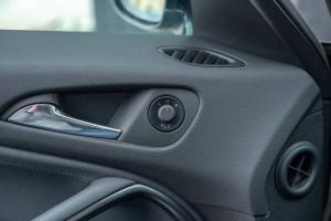 Brūns Opel Zafira 2012 Liepāja, ar dzinēja tilpumu 2.00 L un nobraukumu 271 tūkst. km par 6500 €, foto 32 vietnē AUTOMOTO.COM.LV