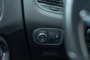 Brūns Opel Zafira 2012 Liepāja, ar dzinēja tilpumu 2.00 L un nobraukumu 271 tūkst. km par 6500 €, foto 33 vietnē AUTOMOTO.COM.LV