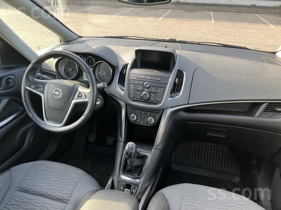 Brūns Opel Zafira 2012 Dobele, ar dzinēja tilpumu 2.00 L un nobraukumu 242 tūkst. km par 6000 €, foto 5 vietnē AUTOMOTO.COM.LV